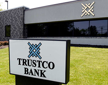 TrustCo Bank, análisis de productos bancarios en español